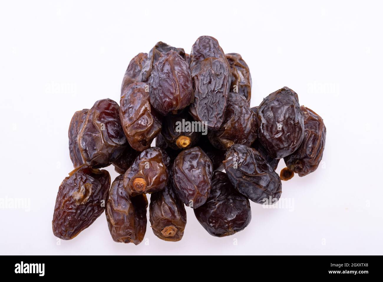 Dried medjoul jumbo dates. Modjoul is one of the noblest variety of ...