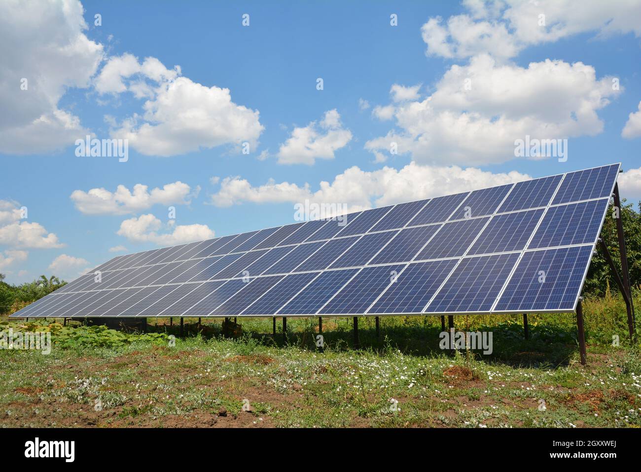 Solar panels with beautiful clouds sky. Solar panels for green energy ...