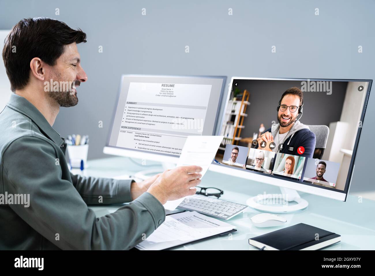 Telework webcast hi-res stock photography and images - Alamy