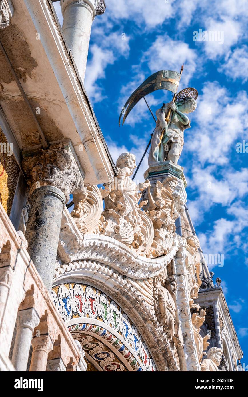 Beautiful details of Basilica di San Marco in Venice Stock Photo - Alamy