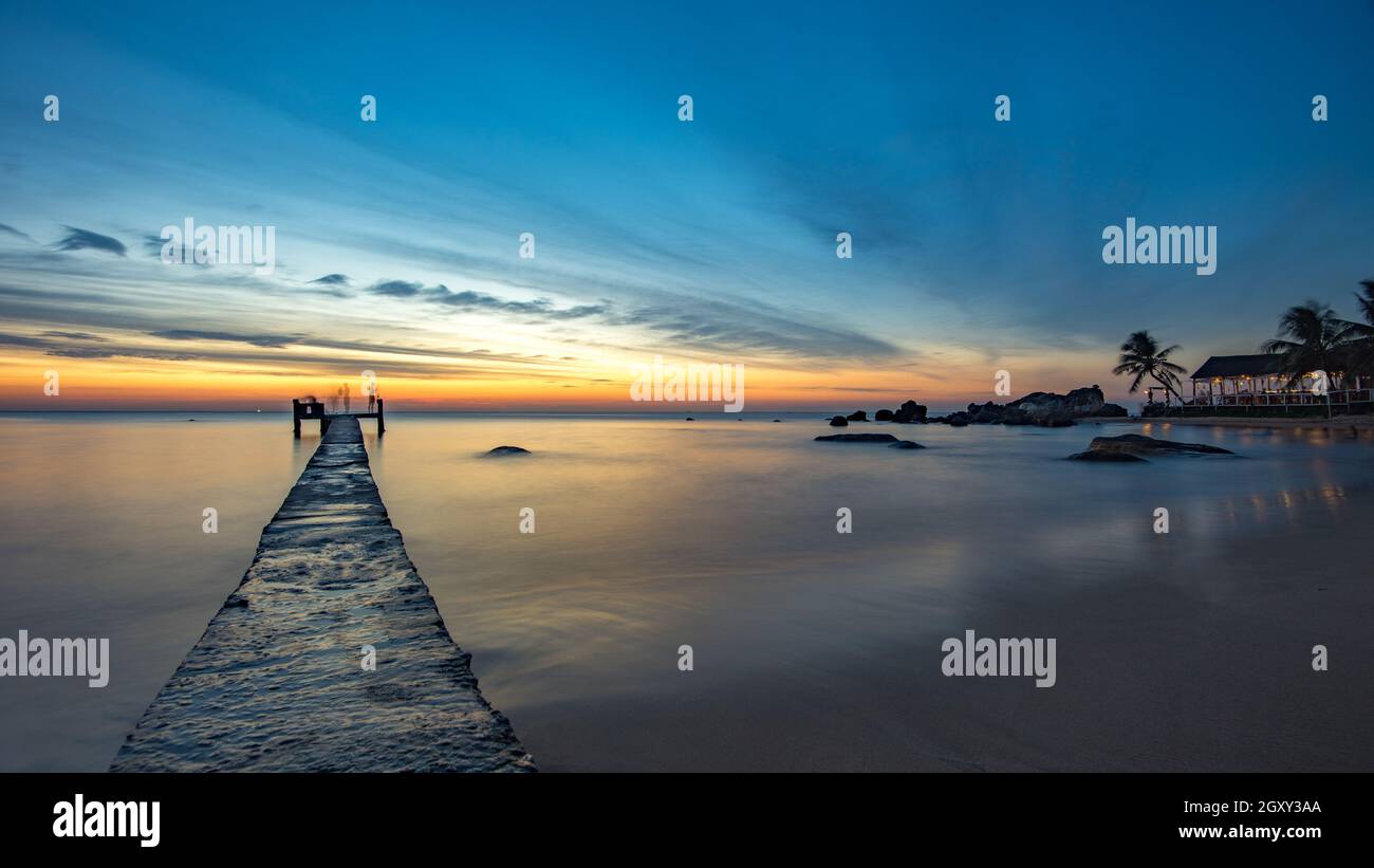 Phu bridge in sunset hi-res stock photography and images - Alamy