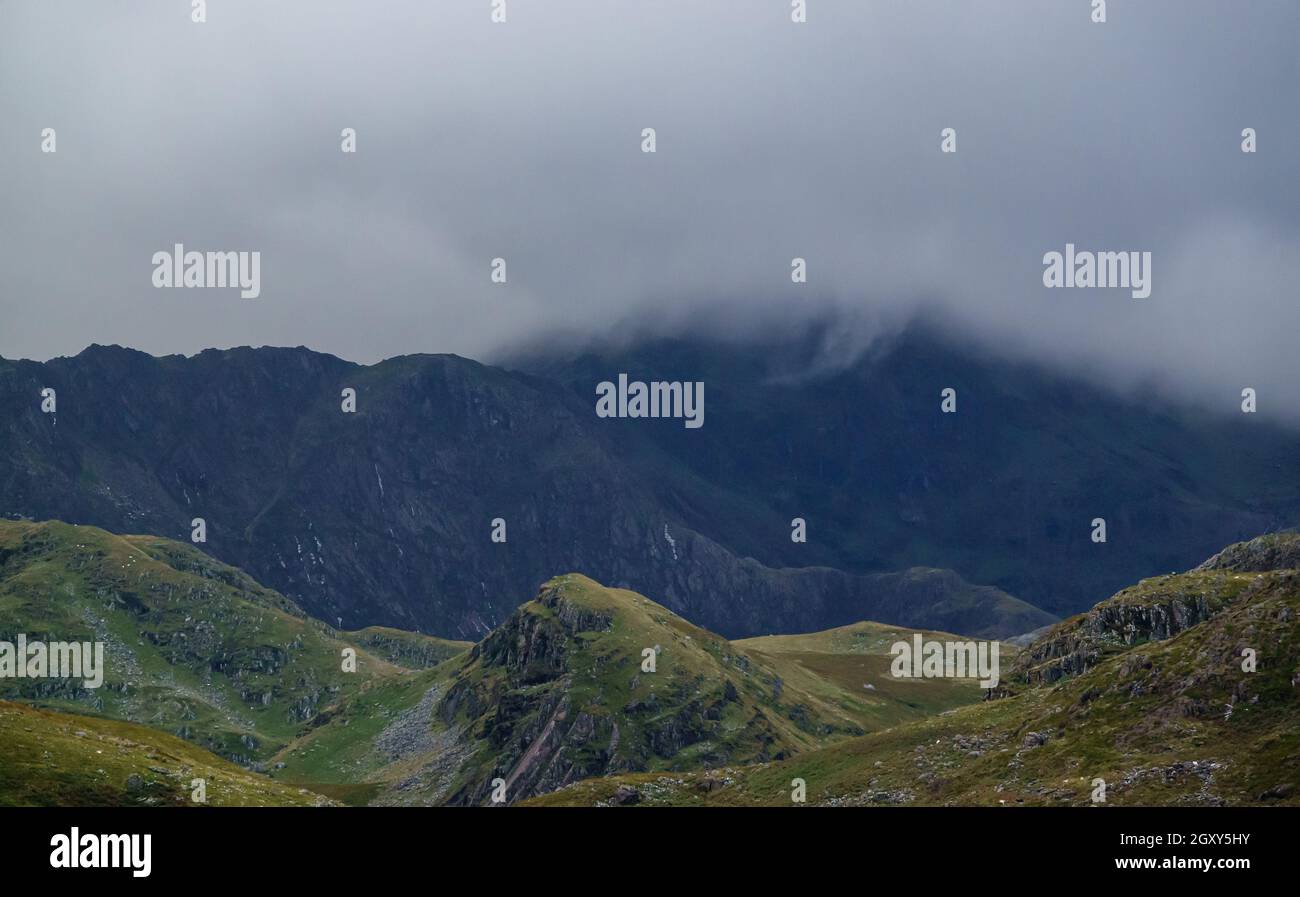 Snowdon mountain range hi-res stock photography and images - Alamy