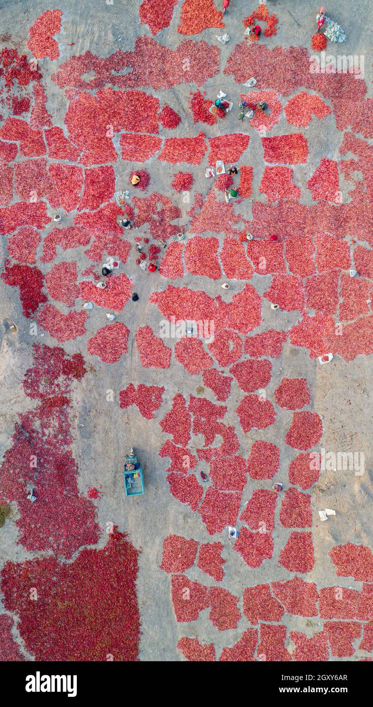 AKSU, CHINA - OCTOBER 5, 2021 - Aerial photo taken on Oct. 5, 2021 ...