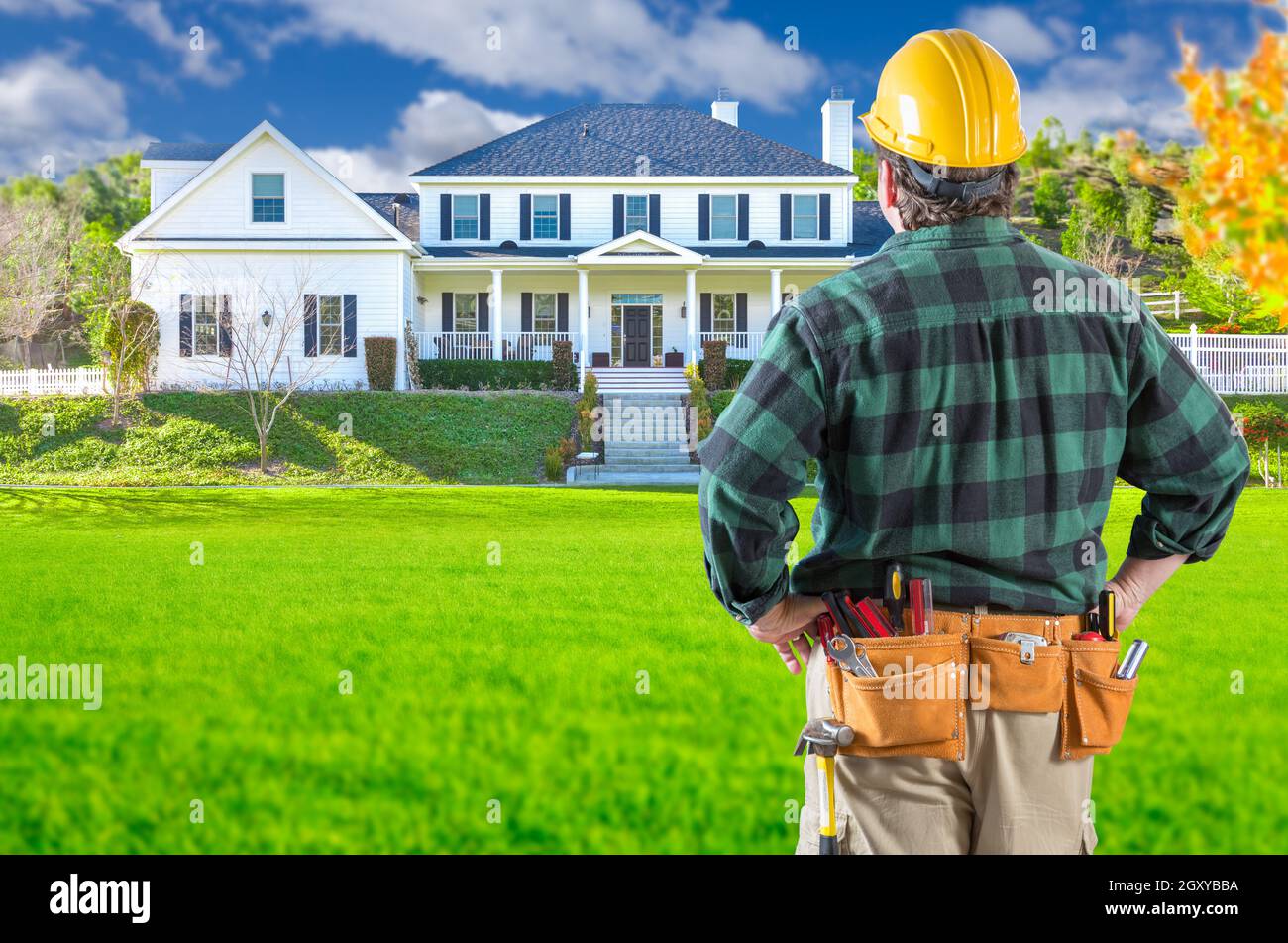 Contractor Facing Beautiful Custom House Stock Photo - Alamy