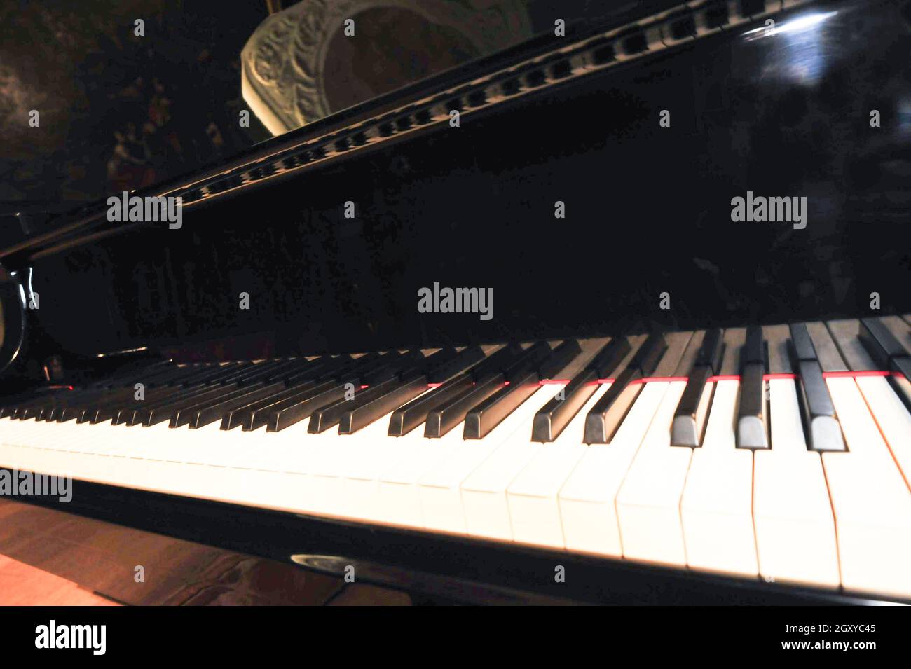 Polyphonic instruments hi-res stock photography and images - Alamy