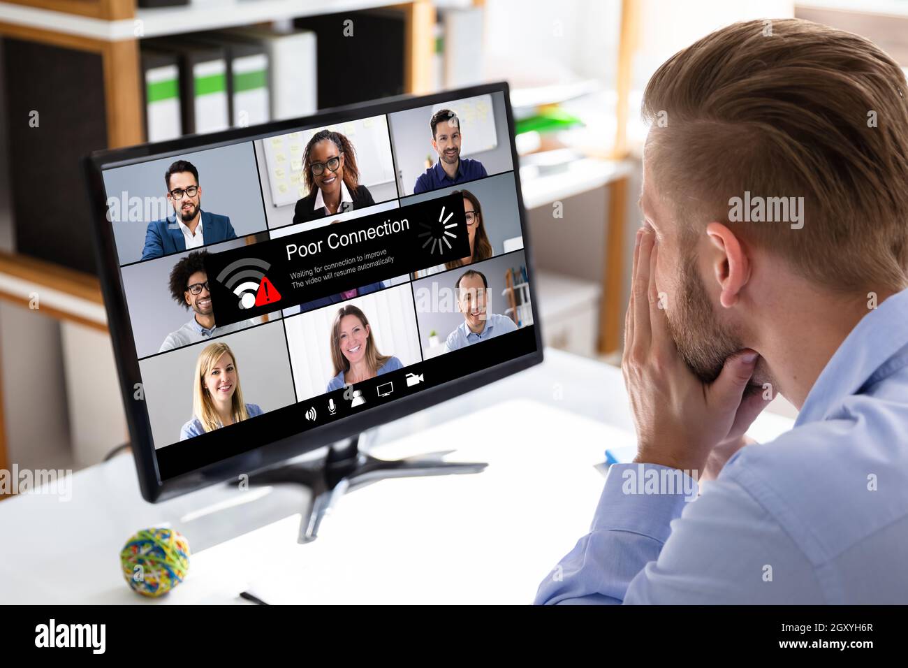 Poor broadband connection hi-res stock photography and images - Alamy
