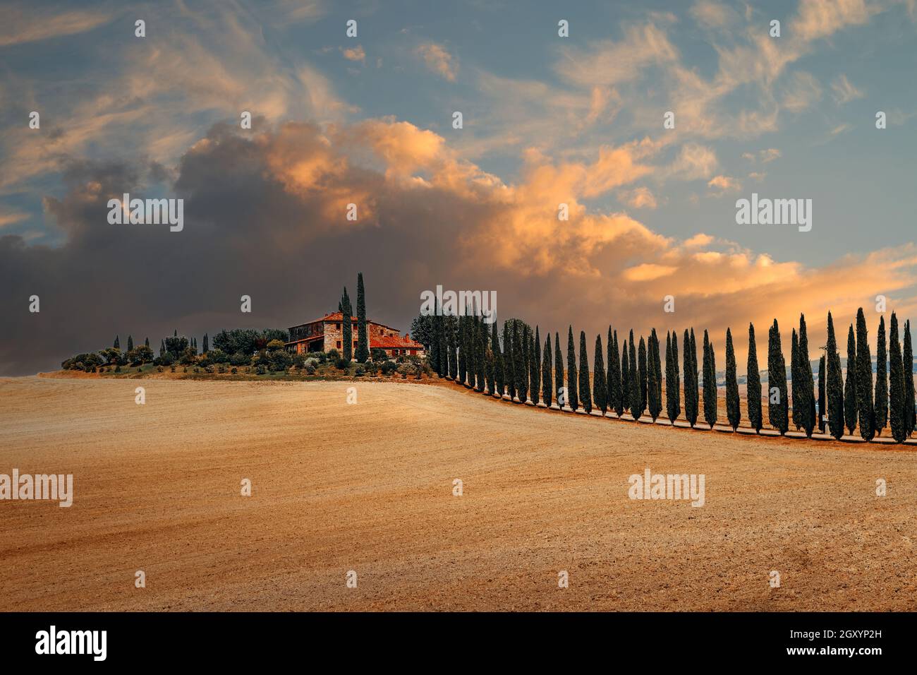 Beautiful landscape scenery of Tuscany in Italy, Val d’Orcia Stock ...