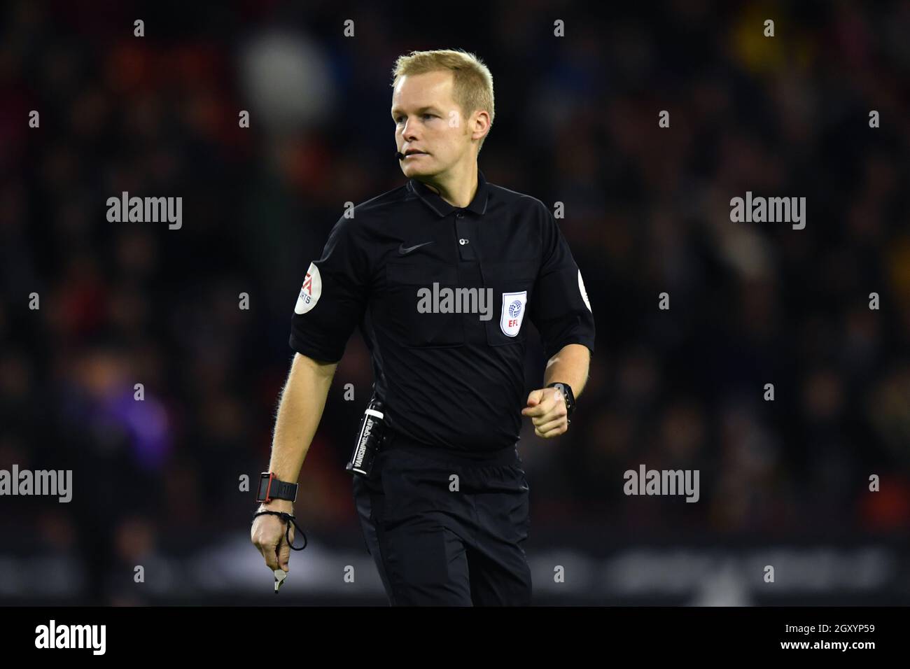 Match referee Gavin Ward Stock Photo - Alamy