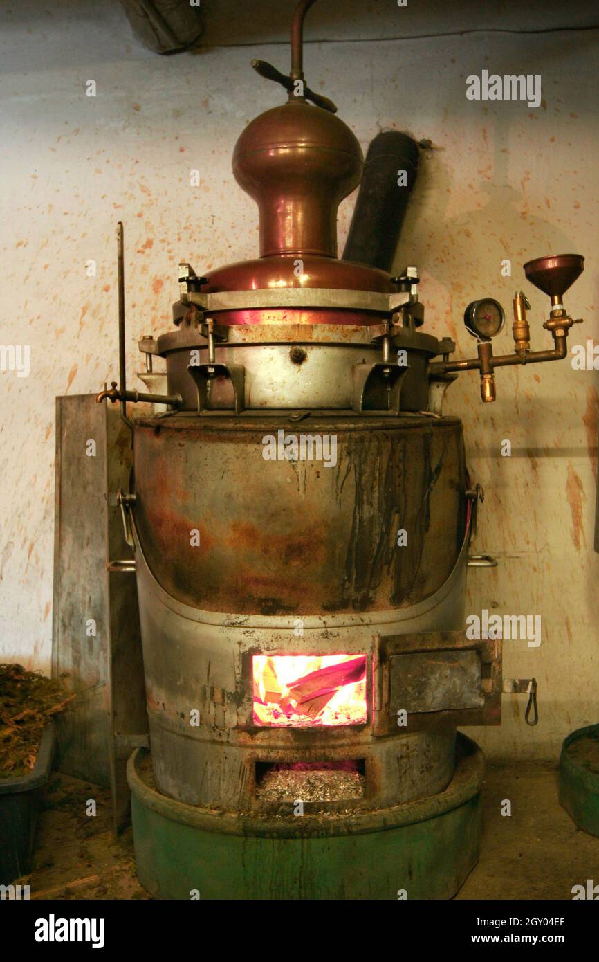 Kiln vertical hi-res stock photography and images - Alamy