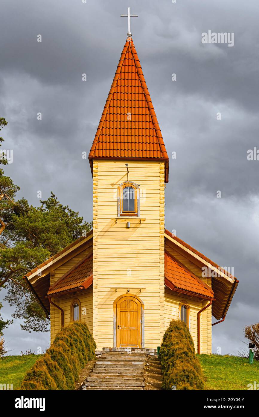 Small church in the countryside Stock Photo - Alamy