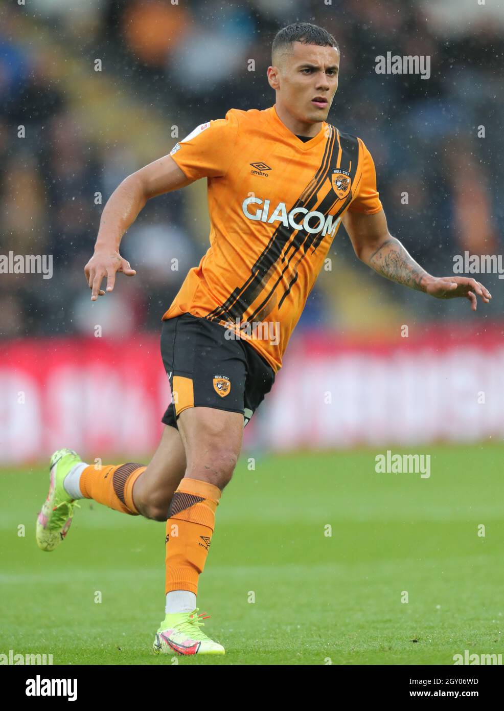 Tyler smith hi-res stock photography and images - Alamy