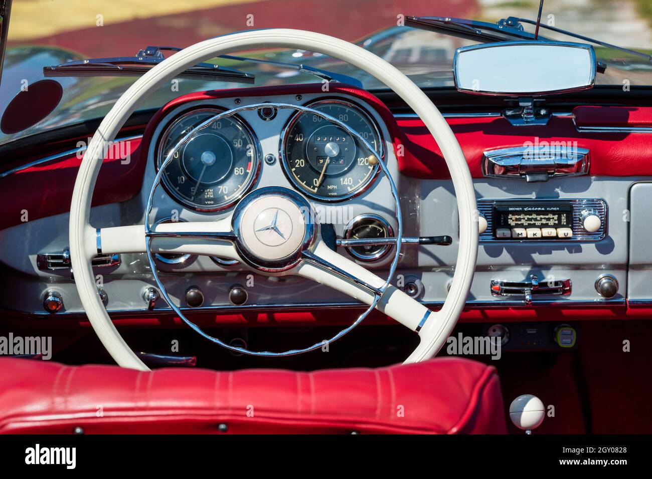 1959 Mercedes Benz 190 SL steering wheel and dashboard Stock Photo - Alamy