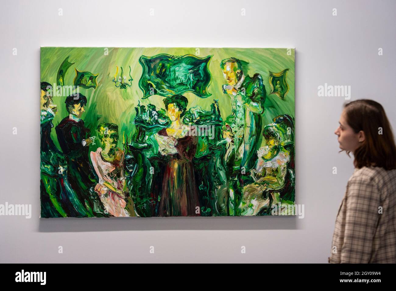 Soho revue gallery hi-res stock photography and images - Alamy