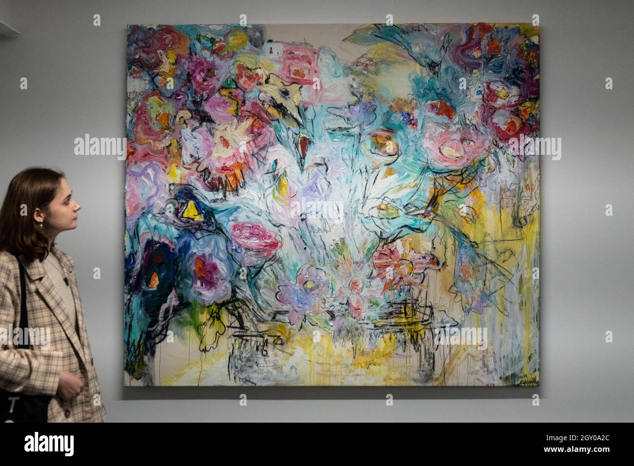 Lily james 2021 hi-res stock photography and images - Alamy