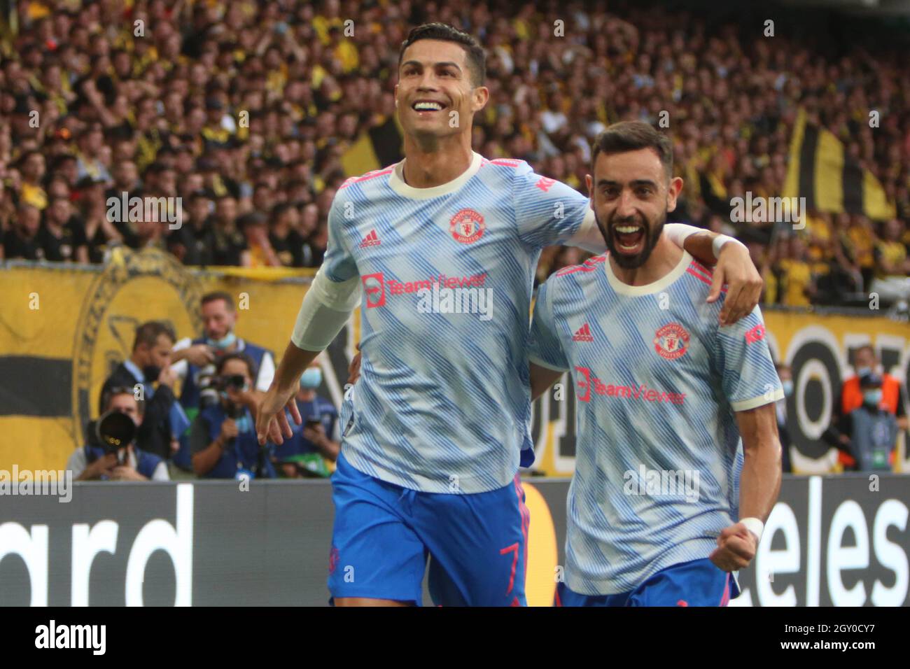 Cristiano ronaldo celebration 2021 hi-res stock photography and images ...