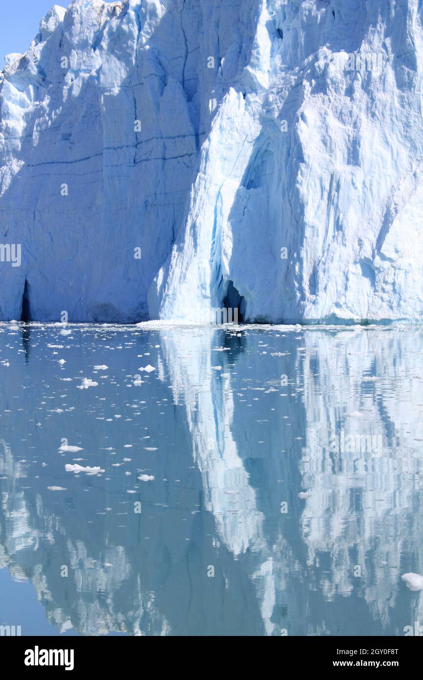 Glacier tongue of overwhelming Eqip Sermia, Greenland Stock Photo - Alamy