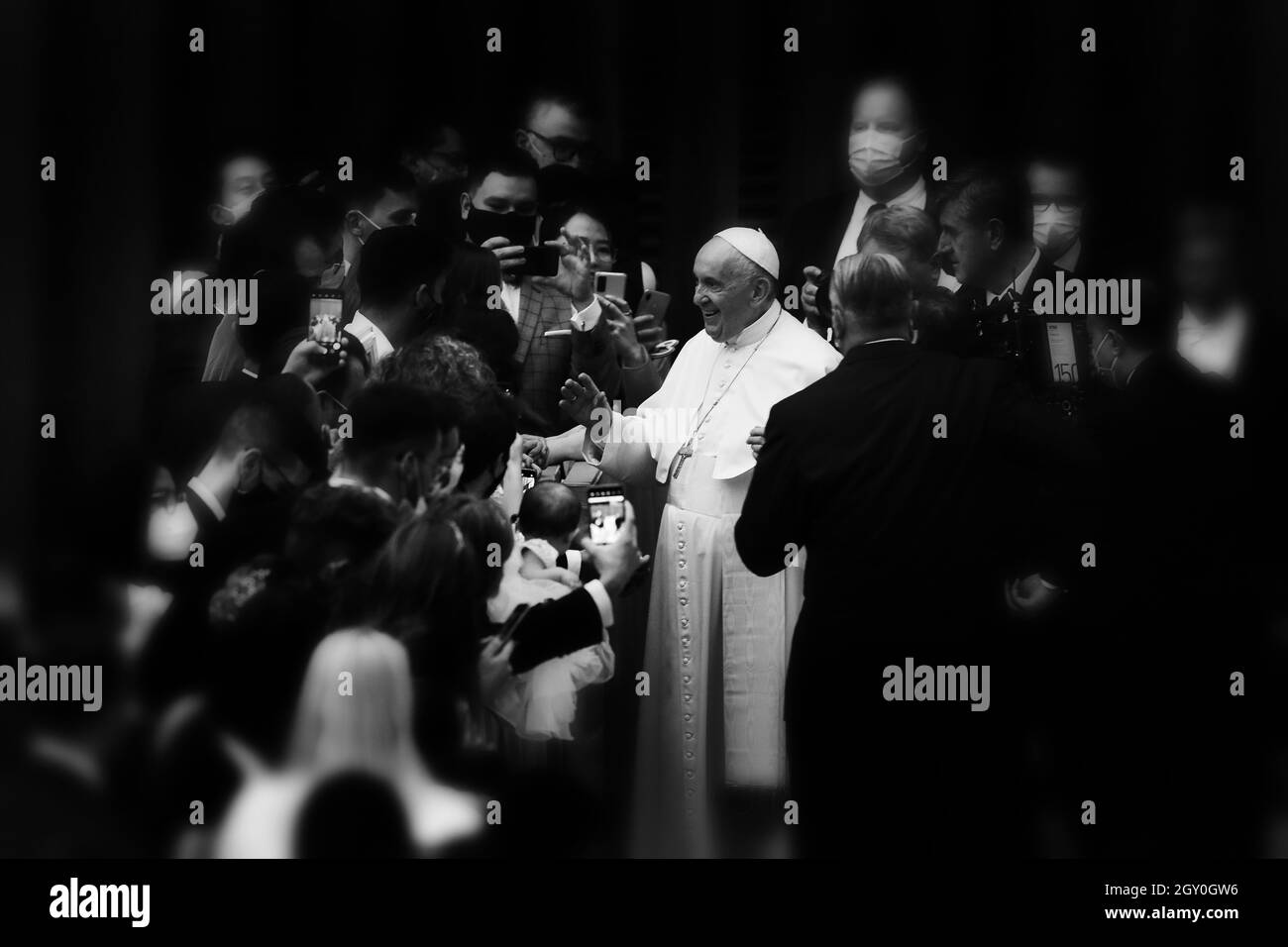 Paul vi audience hall in vatican city Black and White Stock Photos ...