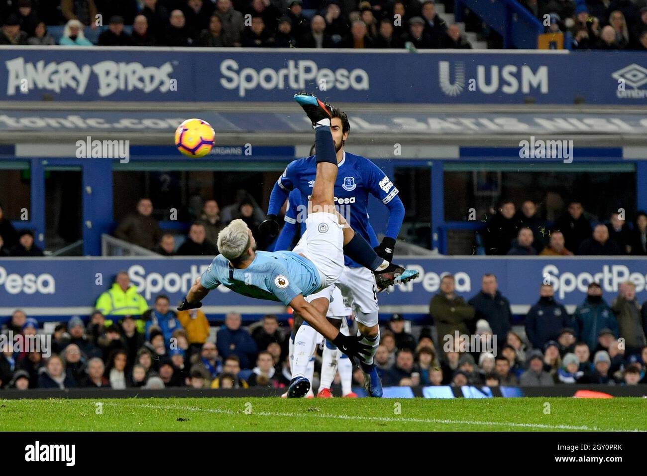 Attempts an overhead kick hi-res stock photography and images - Alamy