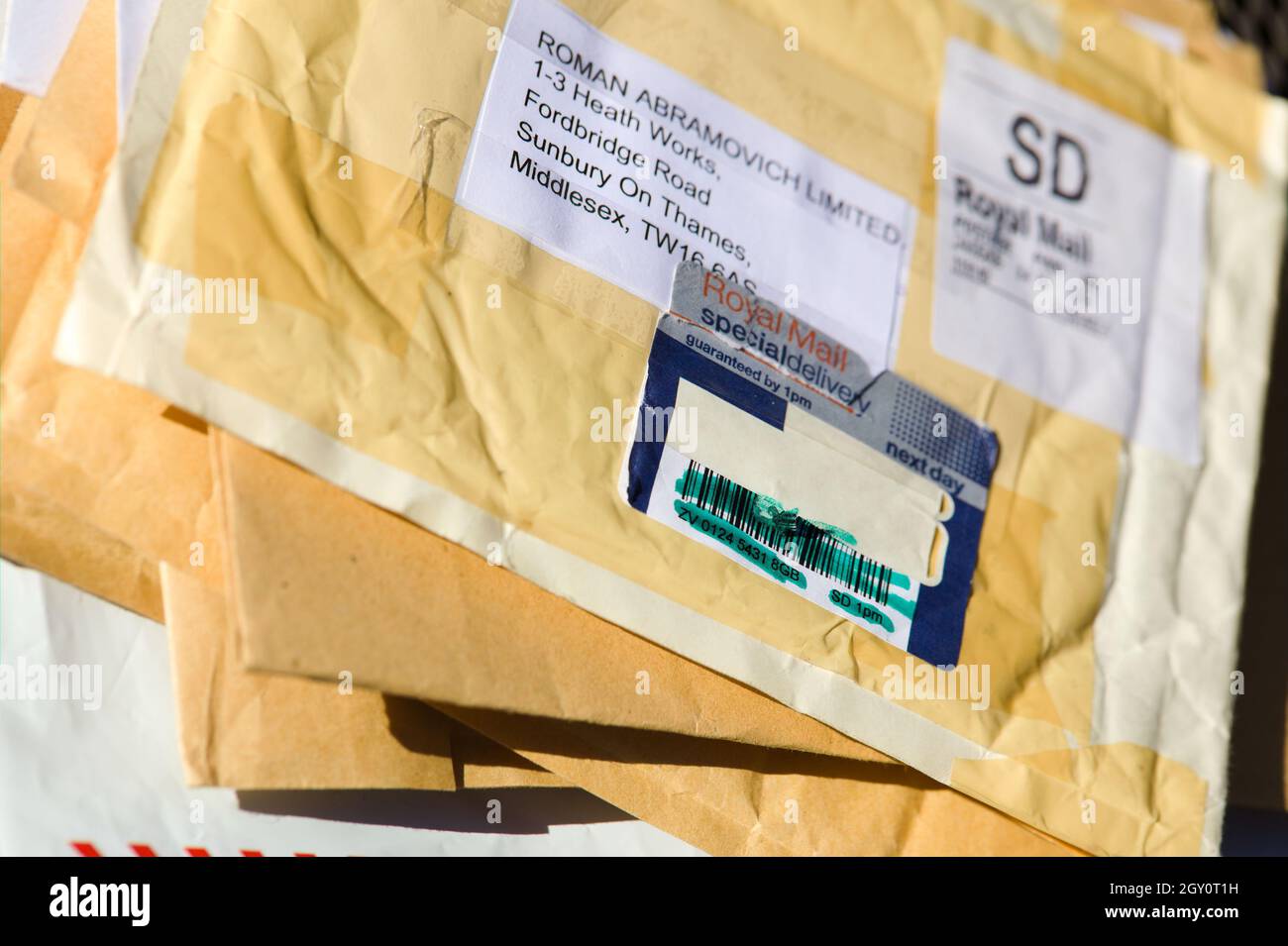 Stack of letters hi-res stock photography and images - Alamy