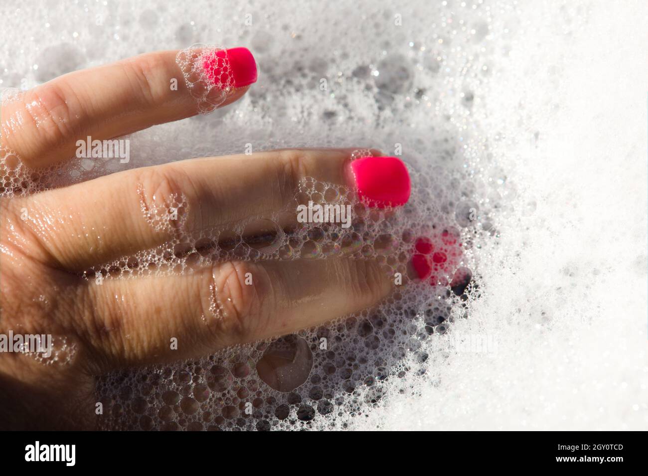 Washing up suds hi-res stock photography and images - Alamy