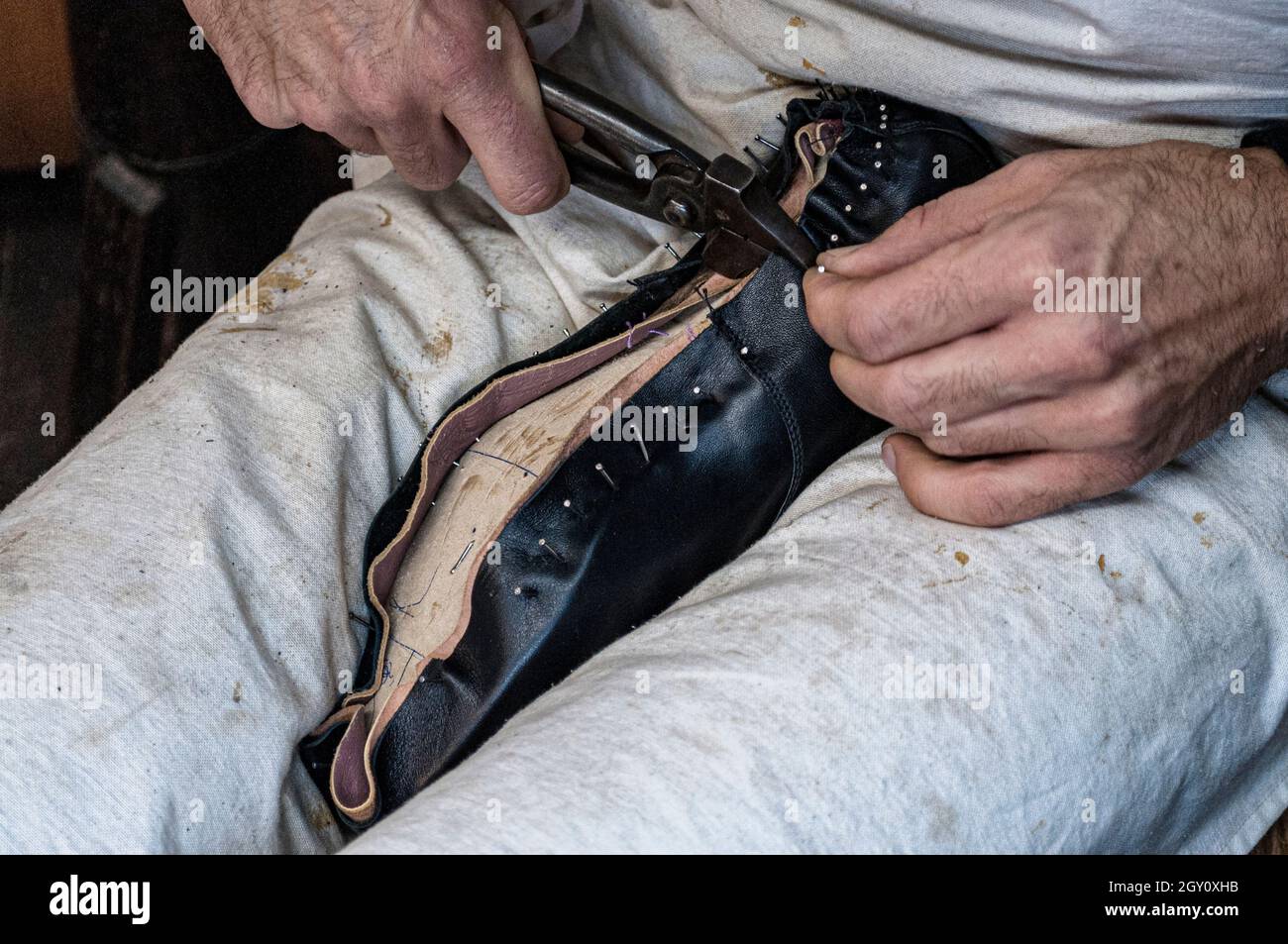 Shoe manufacturing hi-res stock photography and images - Alamy