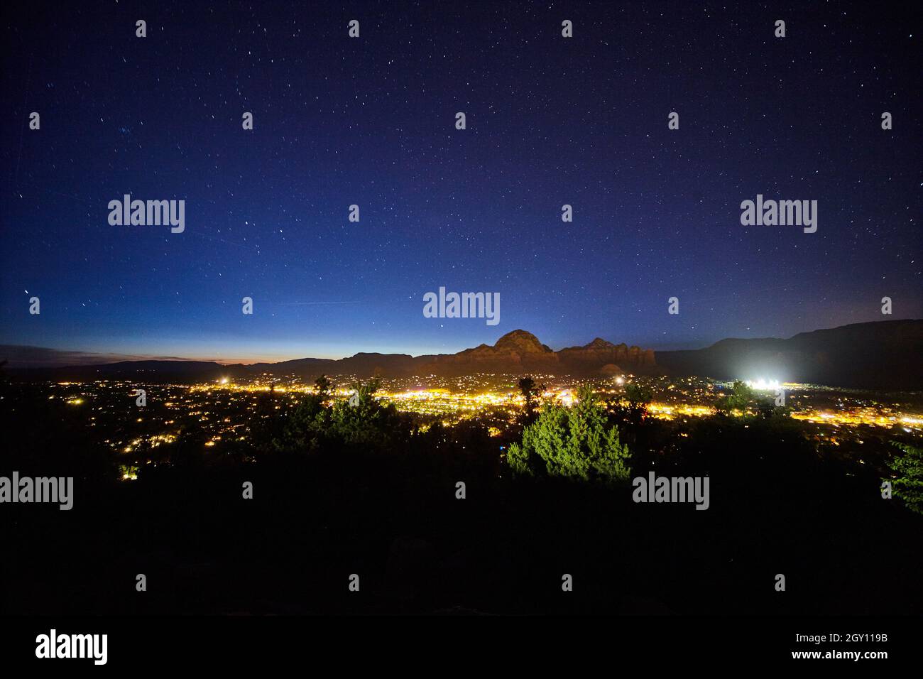 Night landscape of Sedona Arizona at night with stars Stock Photo - Alamy