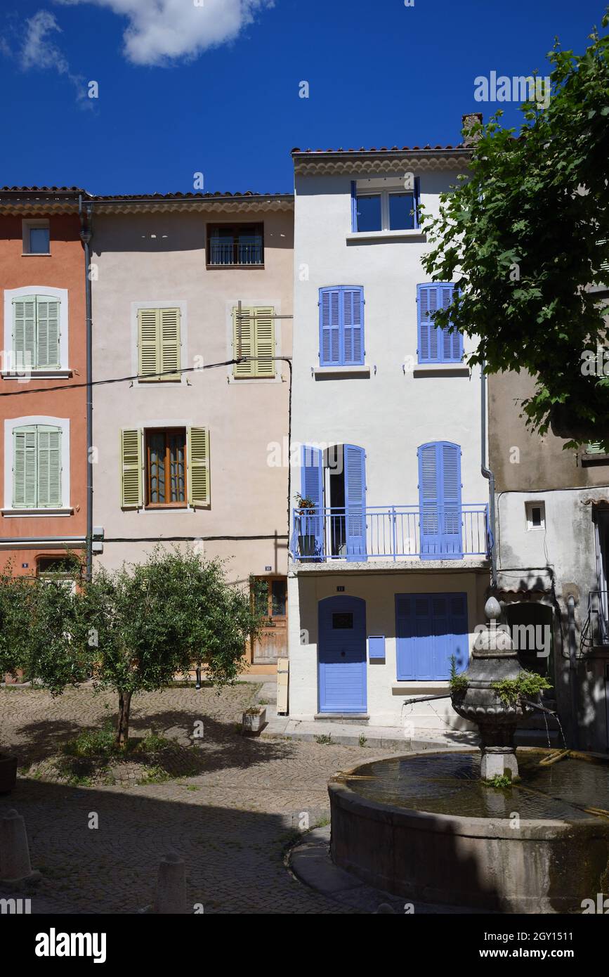 Village Houses, Historic District & Village Square in Flayosc Var ...