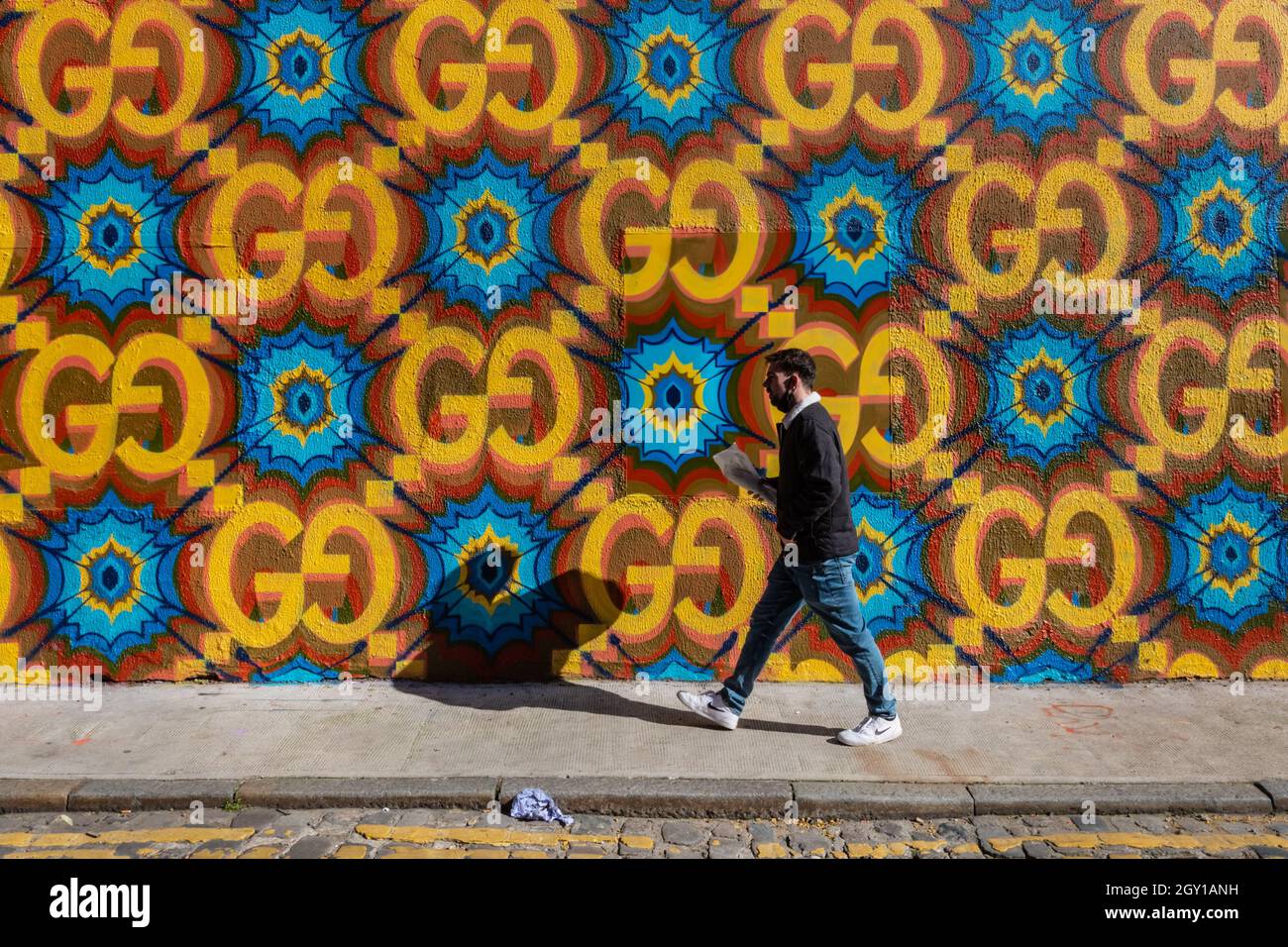 London, UK. 06th Oct, 2021. A new Gucci 'Circolo' pop up store opens in ...