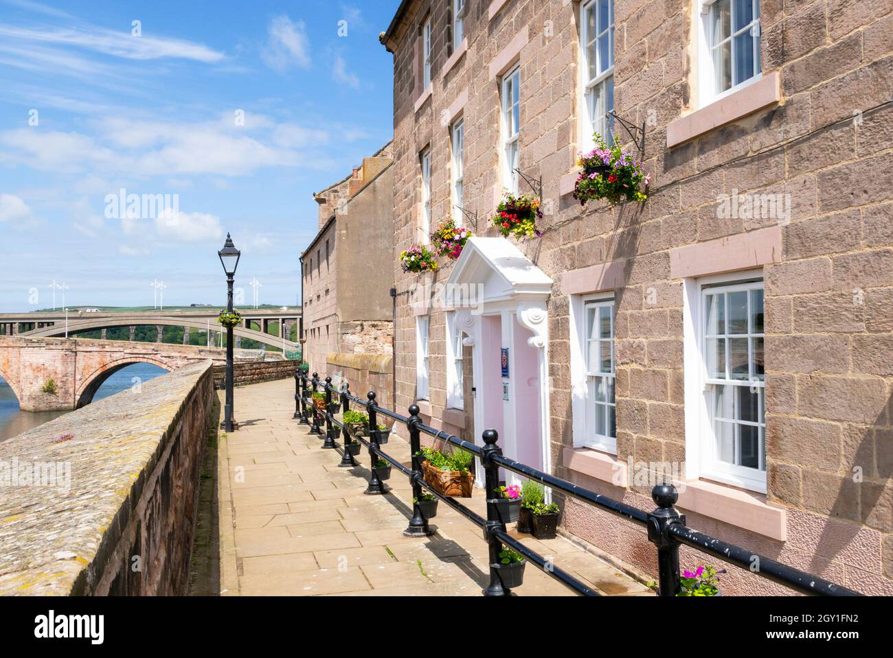 Border cossing hi-res stock photography and images - Alamy