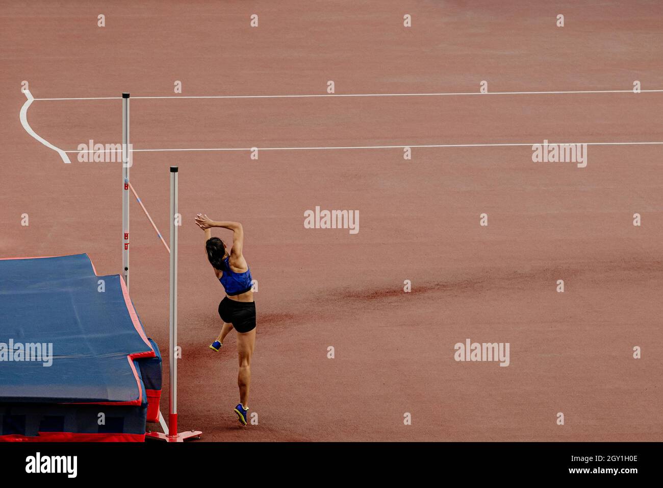 High jump athlete hi-res stock photography and images - Alamy