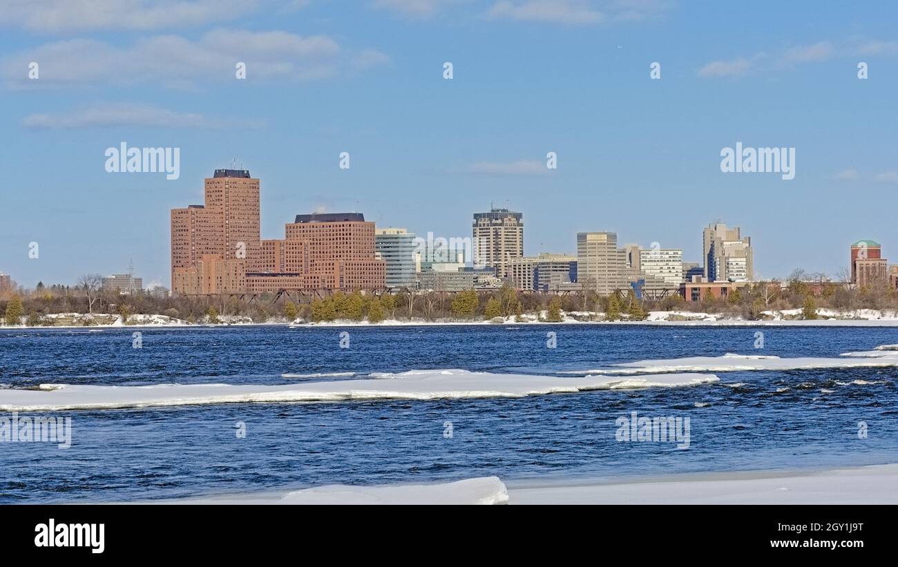 Skyscrapers and office buildings off Hull district along Ottawa river ...