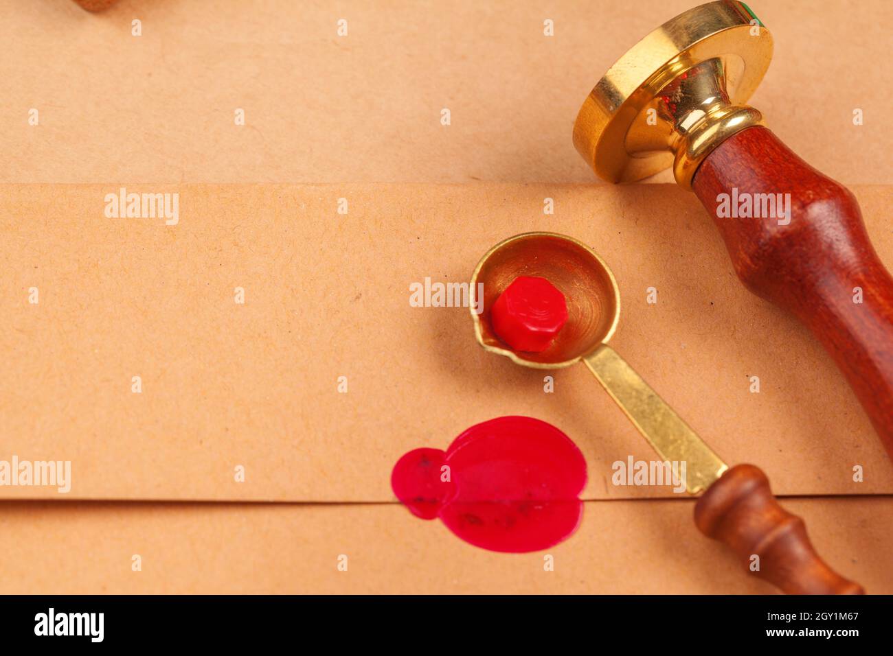 Vintage letter with red seal stamp close up Stock Photo - Alamy