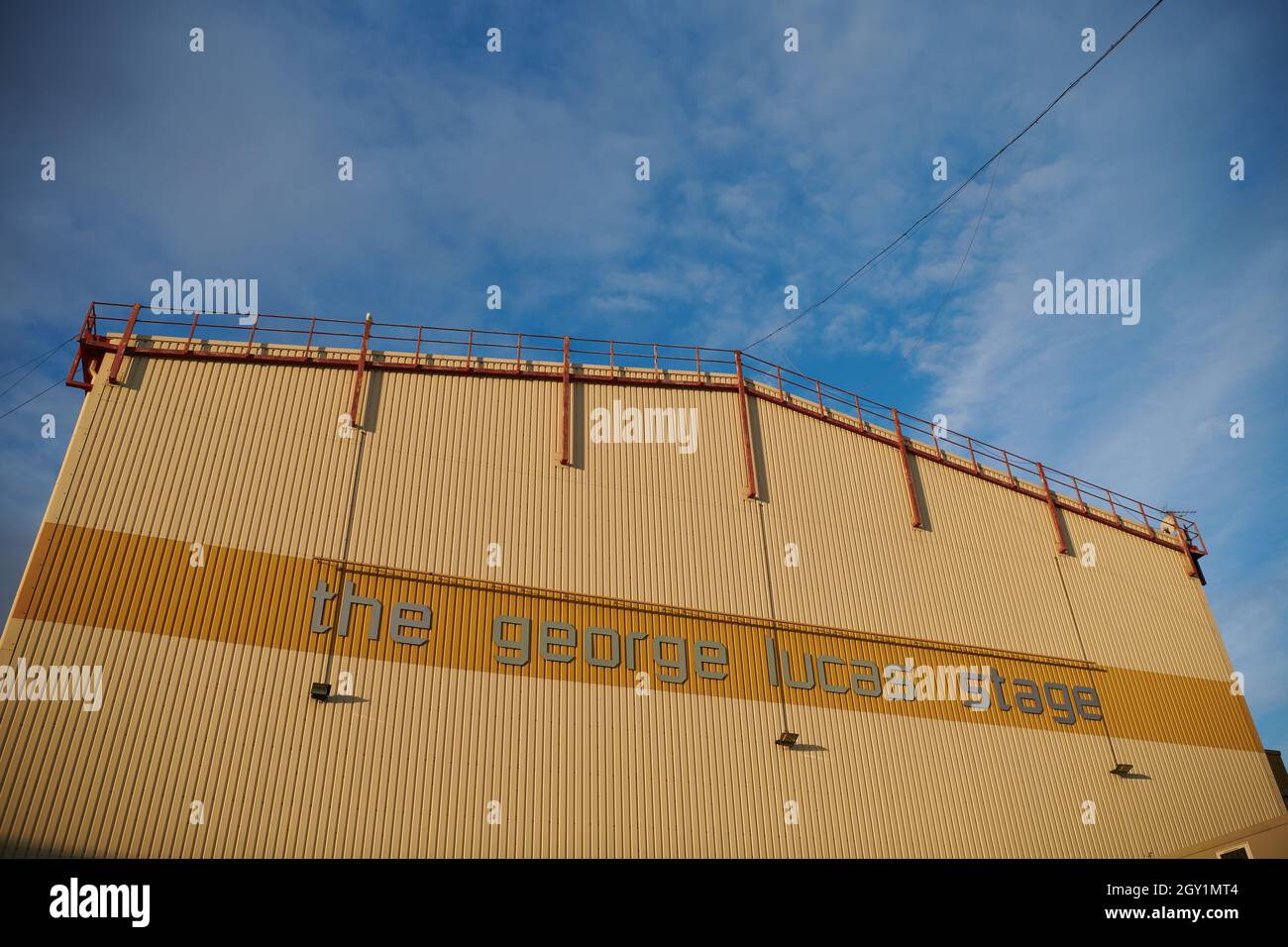 Elstree hi-res stock photography and images - Alamy