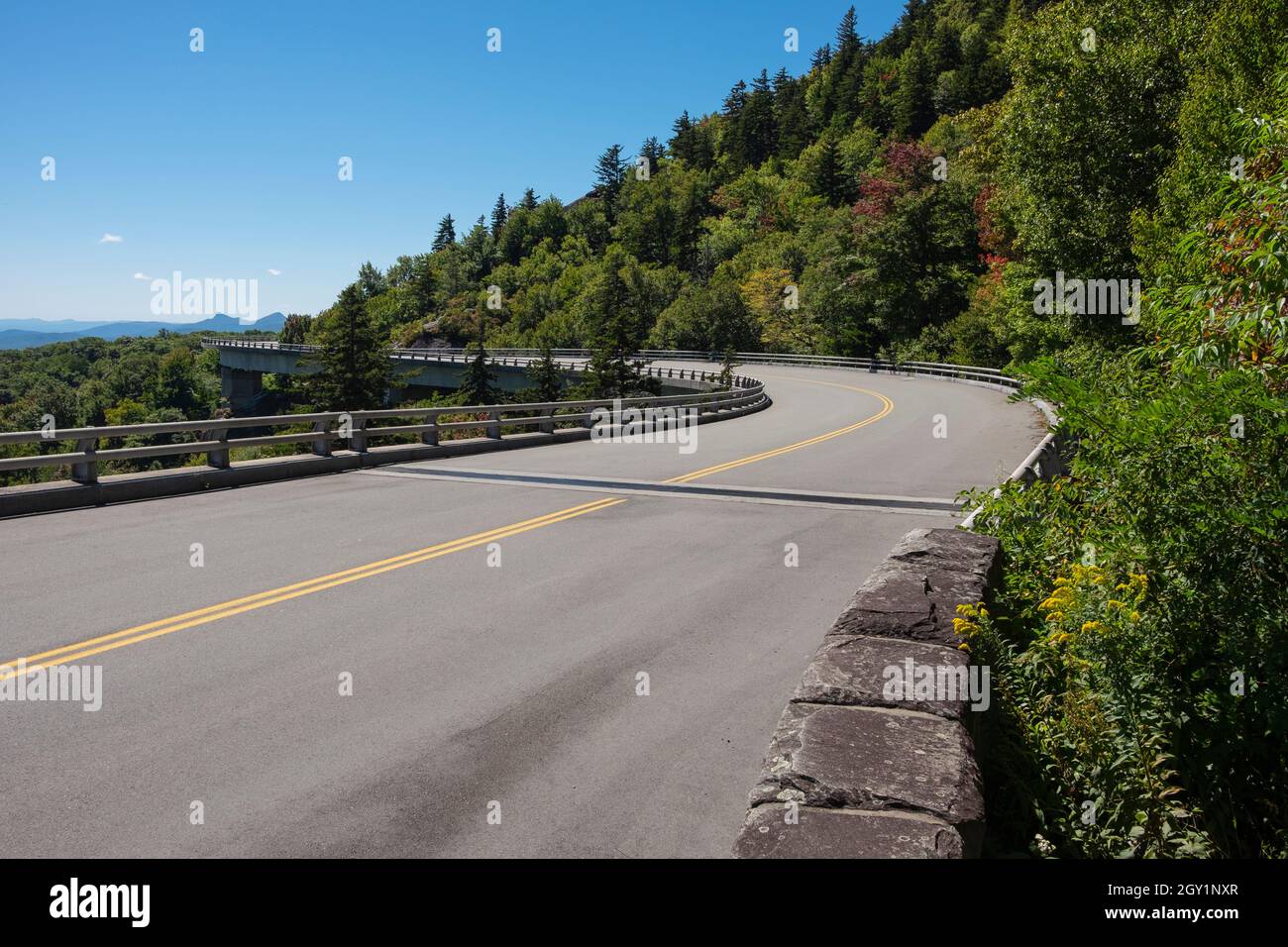 Linn Cove Viaduct, Blue Ridge Parkway, North Carolina, United States ...