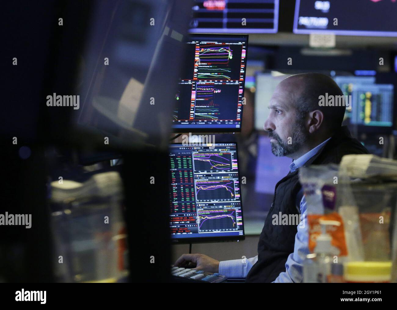 New York, United States. 06th Oct, 2021. Traders work on the floor of ...