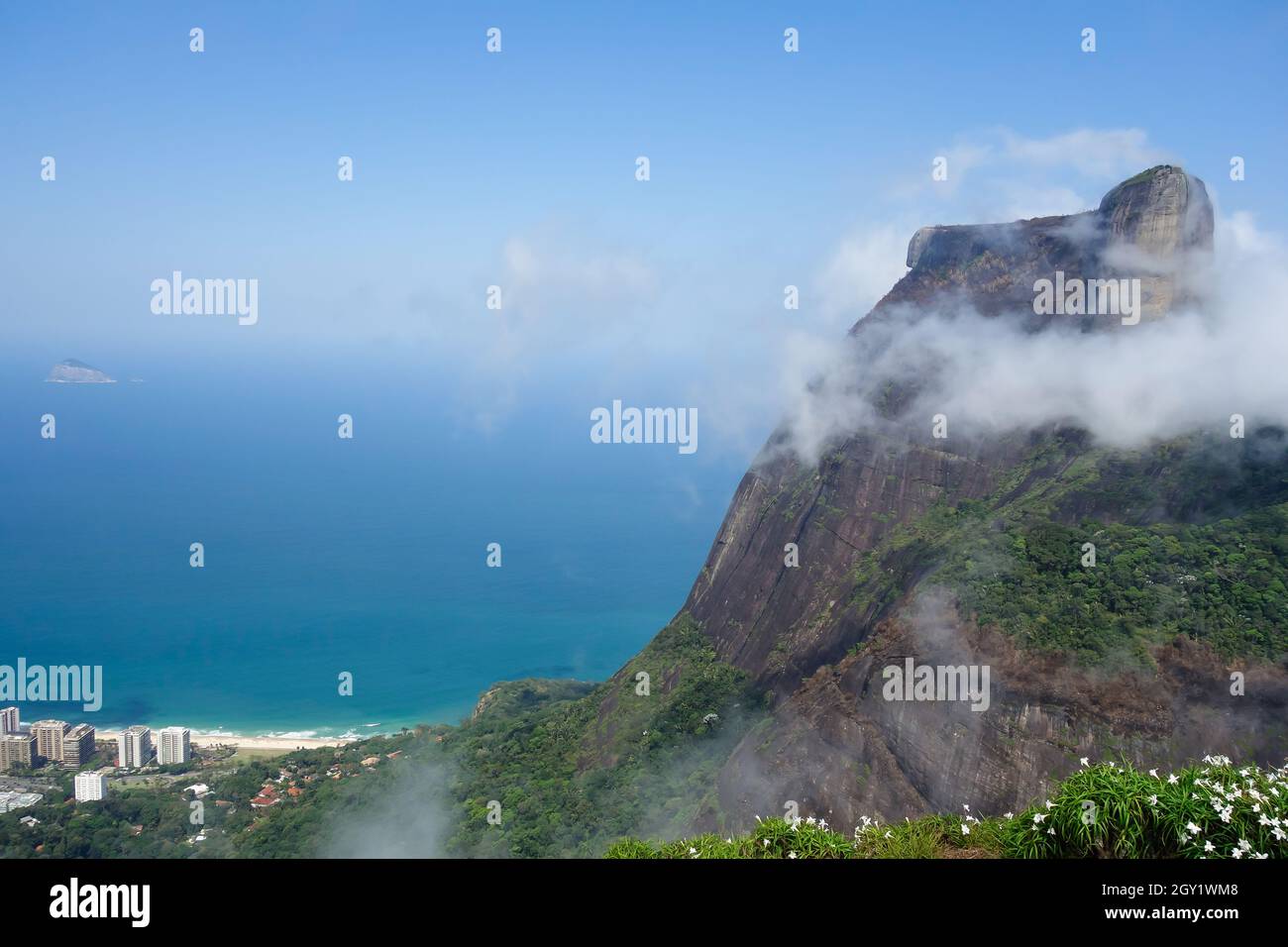 Gavea rock in rio de janeiro hi-res stock photography and images - Alamy