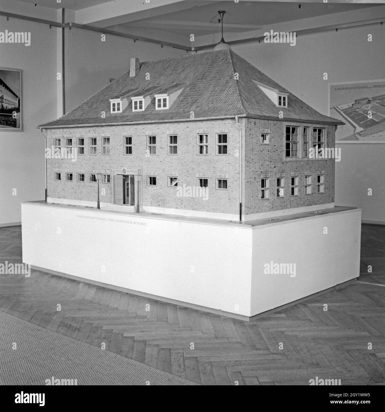 Ausstellung zu geplanter Architektur im nationalsozialistischen ...