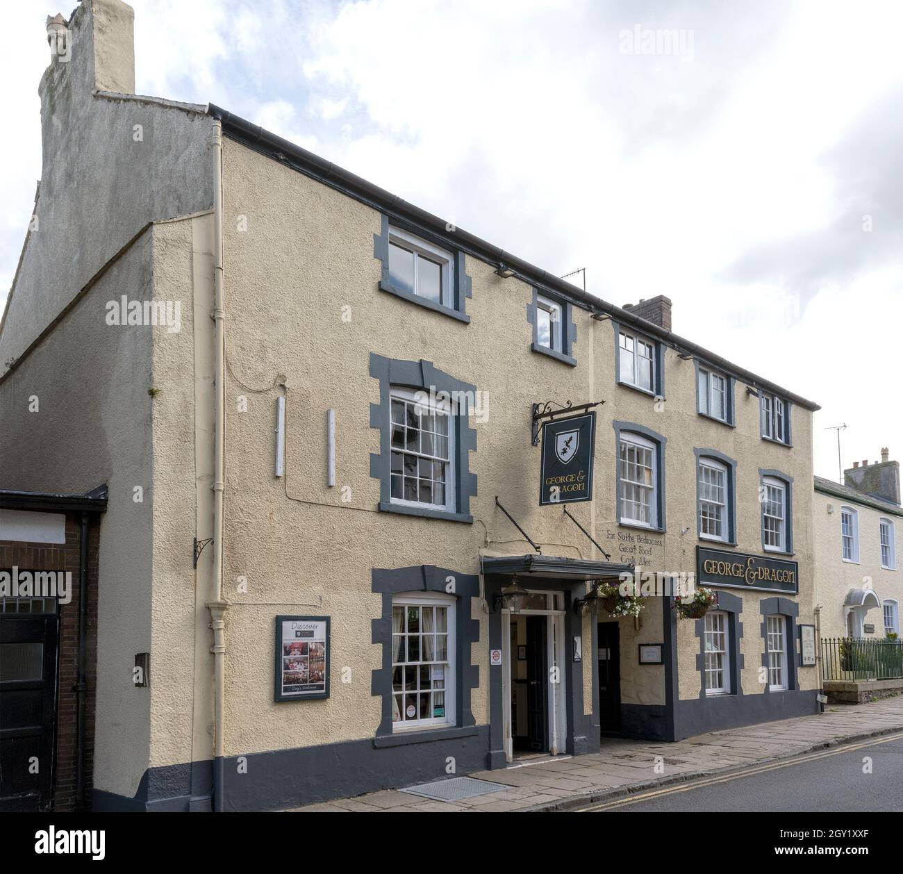 Conwy wales pubs hi-res stock photography and images - Alamy