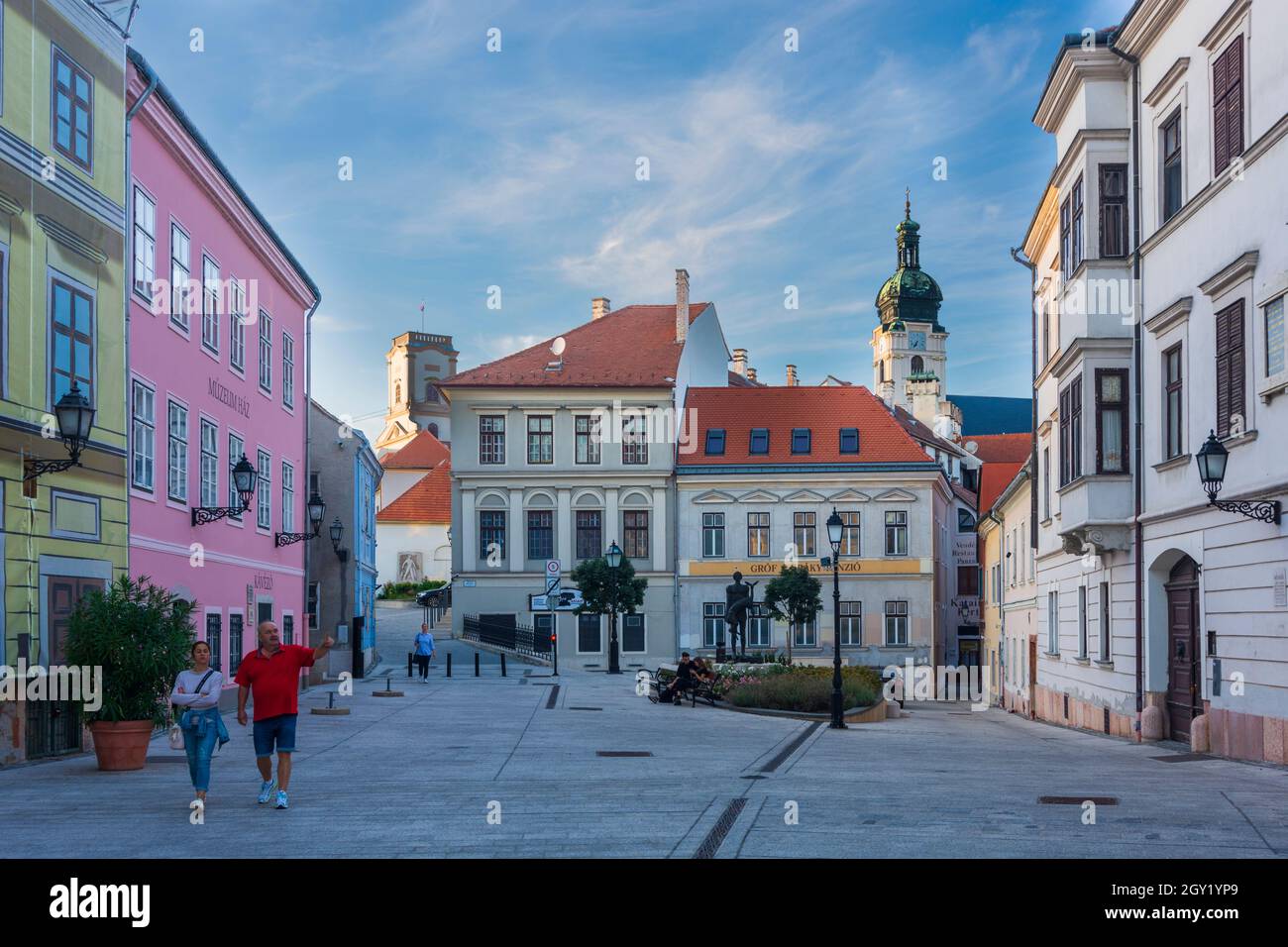 Györ (Raab): square Becsi kapu ter (Wiener Tor Platz, Vienna Gate ...