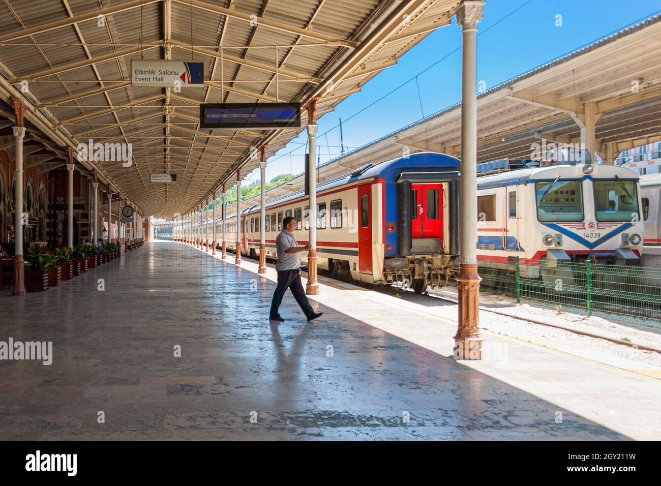 Orient express interior orient express hi-res stock photography and ...