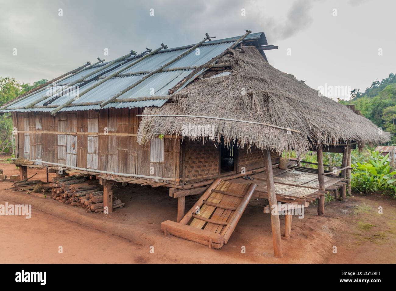 Poor house metal sheet hi-res stock photography and images - Alamy
