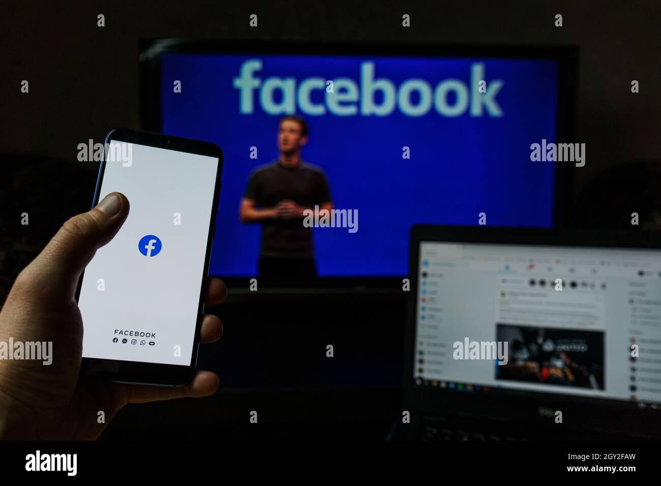 Facebook logo mark zuckerberg hi-res stock photography and images - Alamy