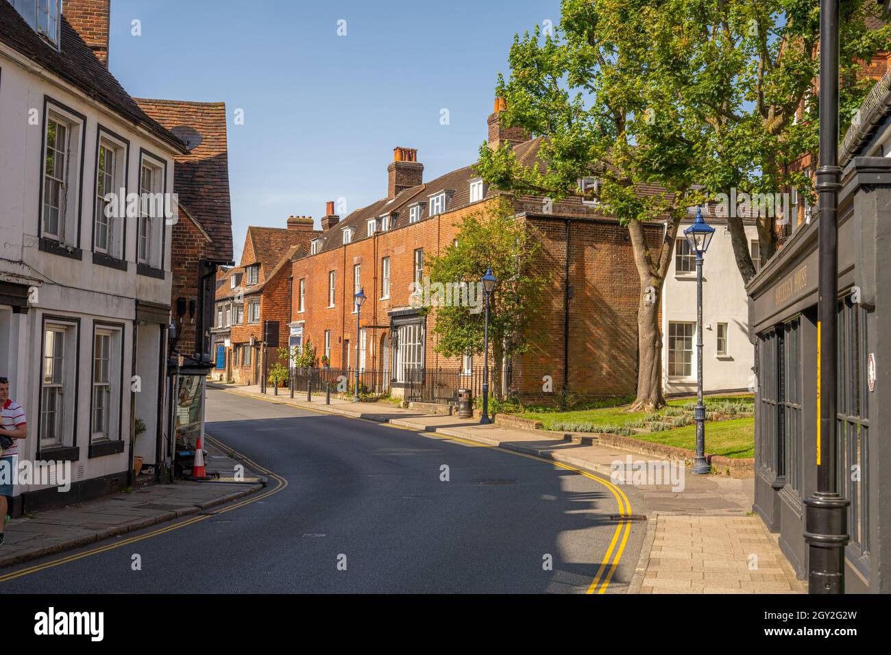 Buildings and shops on High St Sevenoakes Stock Photo - Alamy