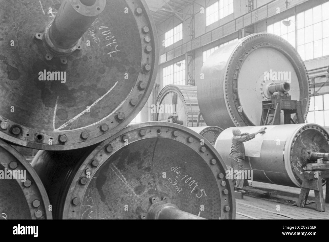 In den Fabrikhallen des Industrieunternehmens Voith in Heidenheim an ...
