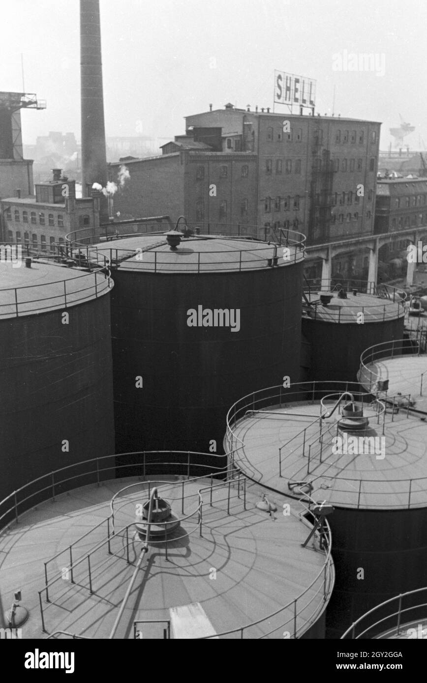 Blick auf die Shell AG in Hamburg, Deutschland 1930er Jahre. View to ...