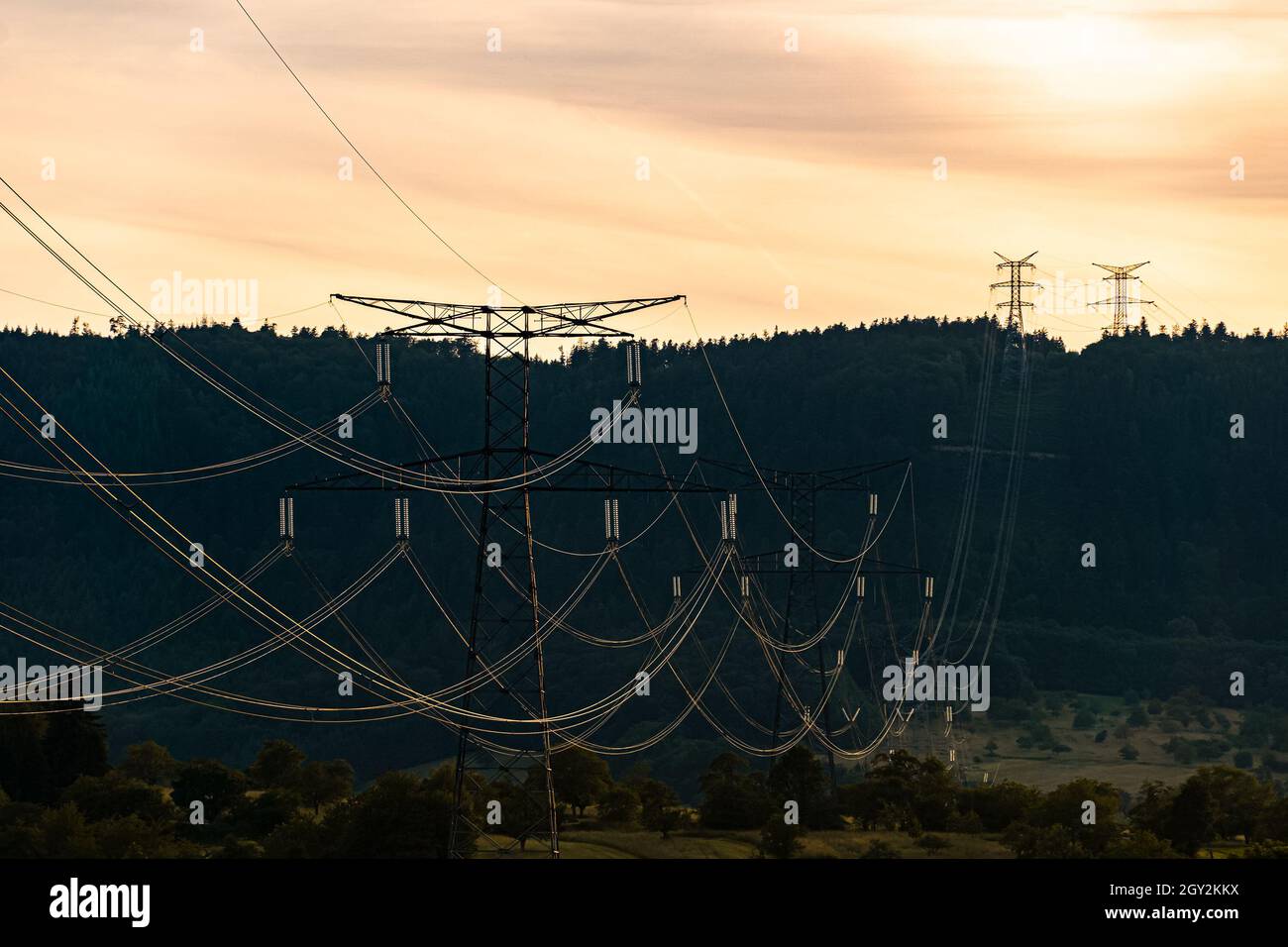 Electricity pylons france hi-res stock photography and images - Alamy