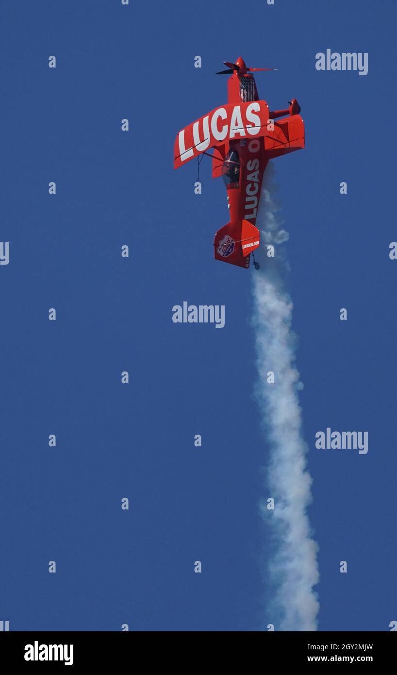 Huntington Beach, CA, USA. 1st Oct, 2021. Pacific Airshow 2021 ...