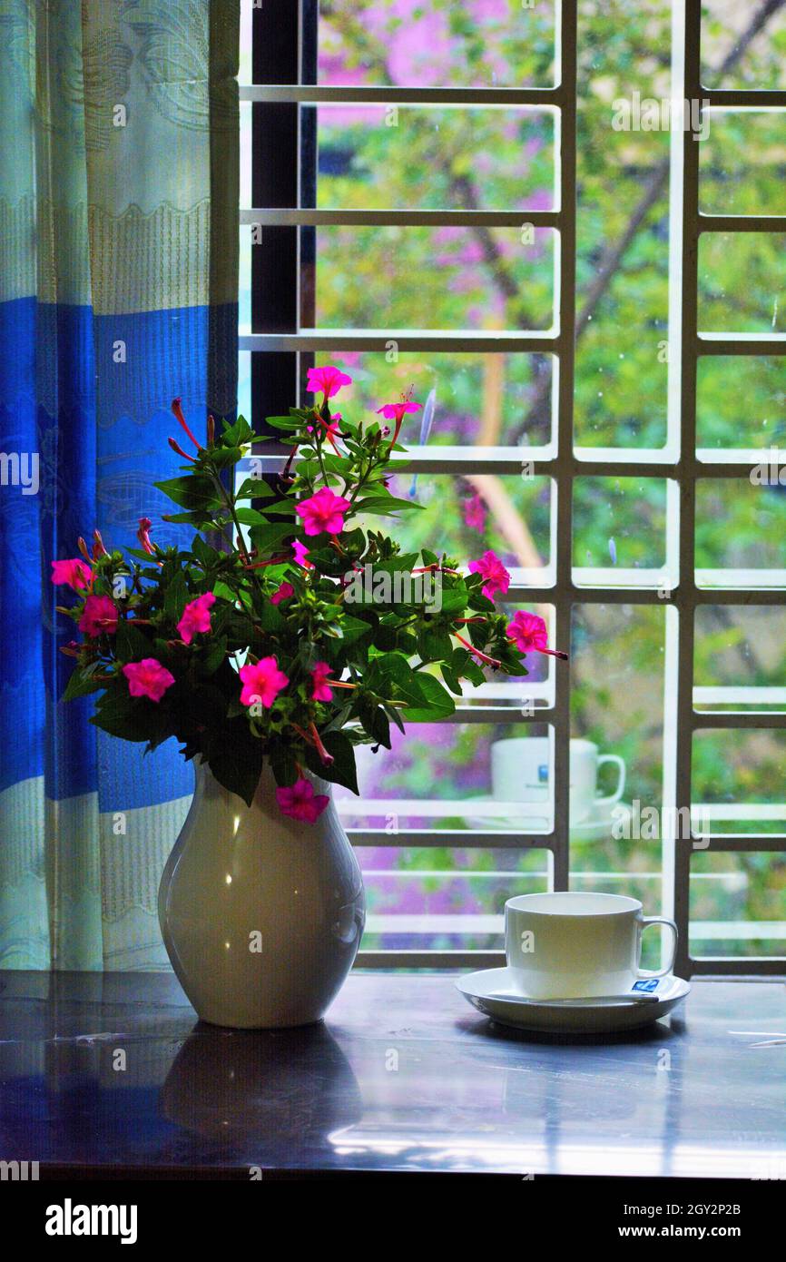 Perfect tea images hi-res stock photography and images - Alamy