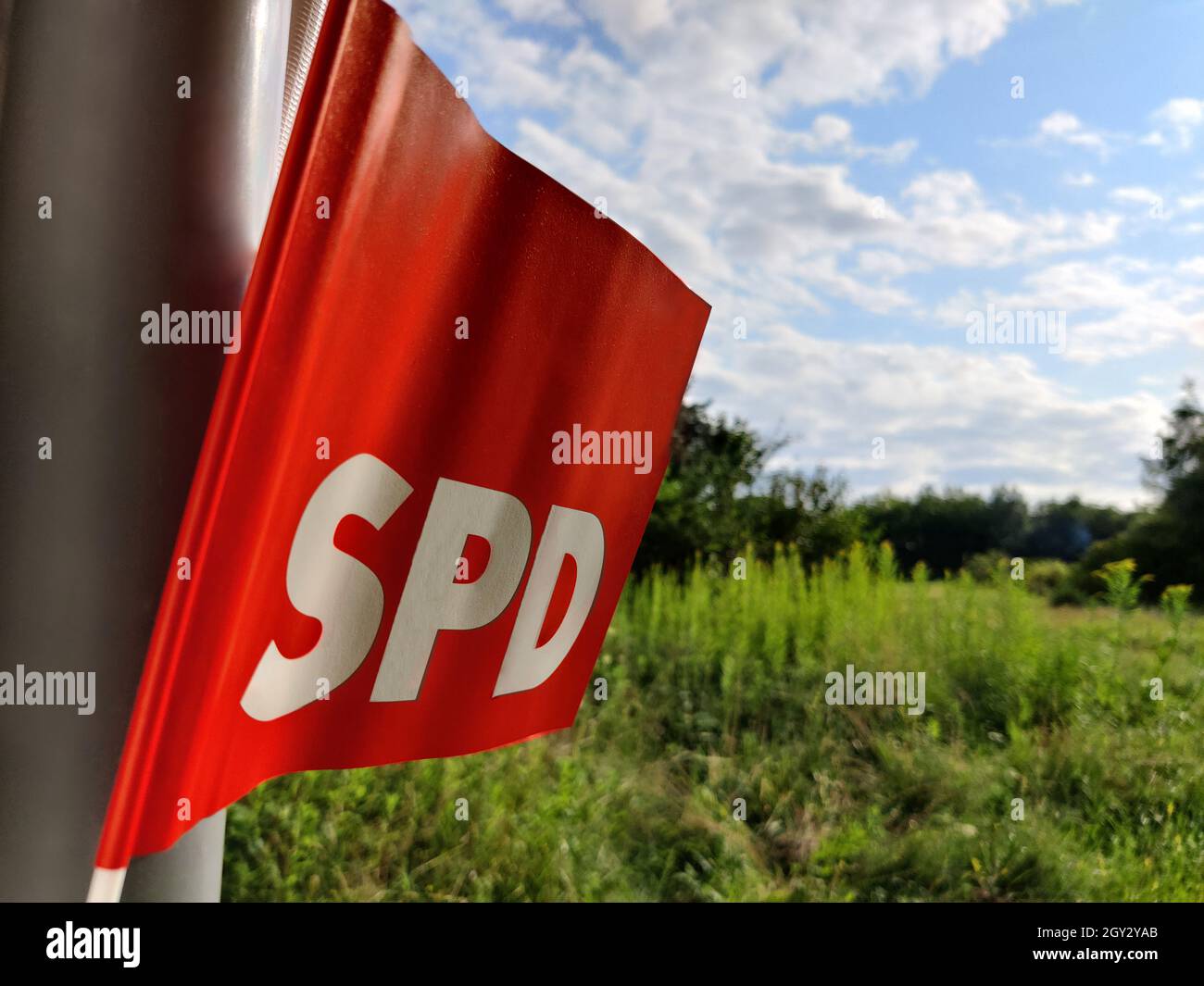 The flag of the German SPD Stock Photo - Alamy
