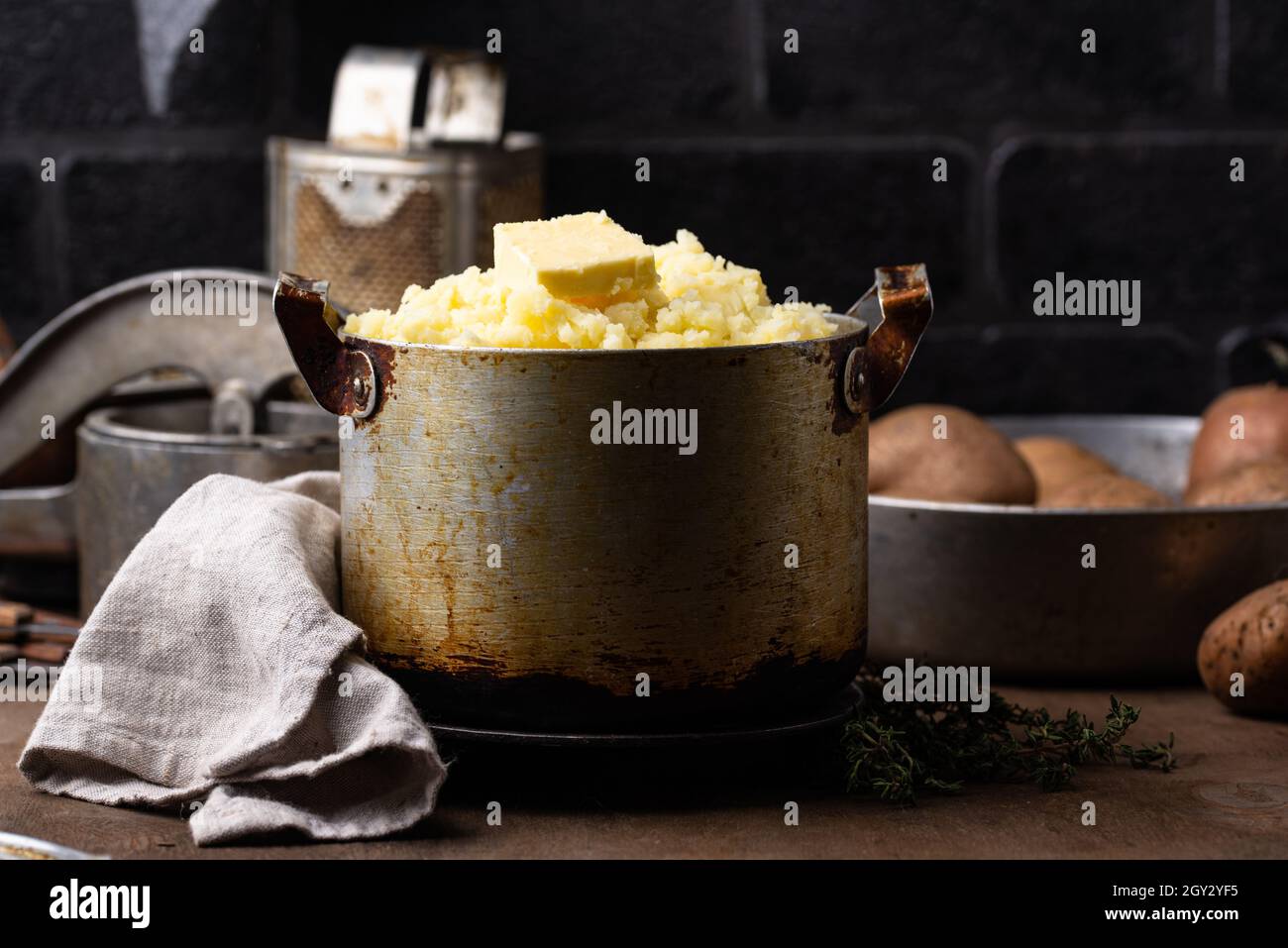 Mashed potato in old vintage pot Stock Photo - Alamy